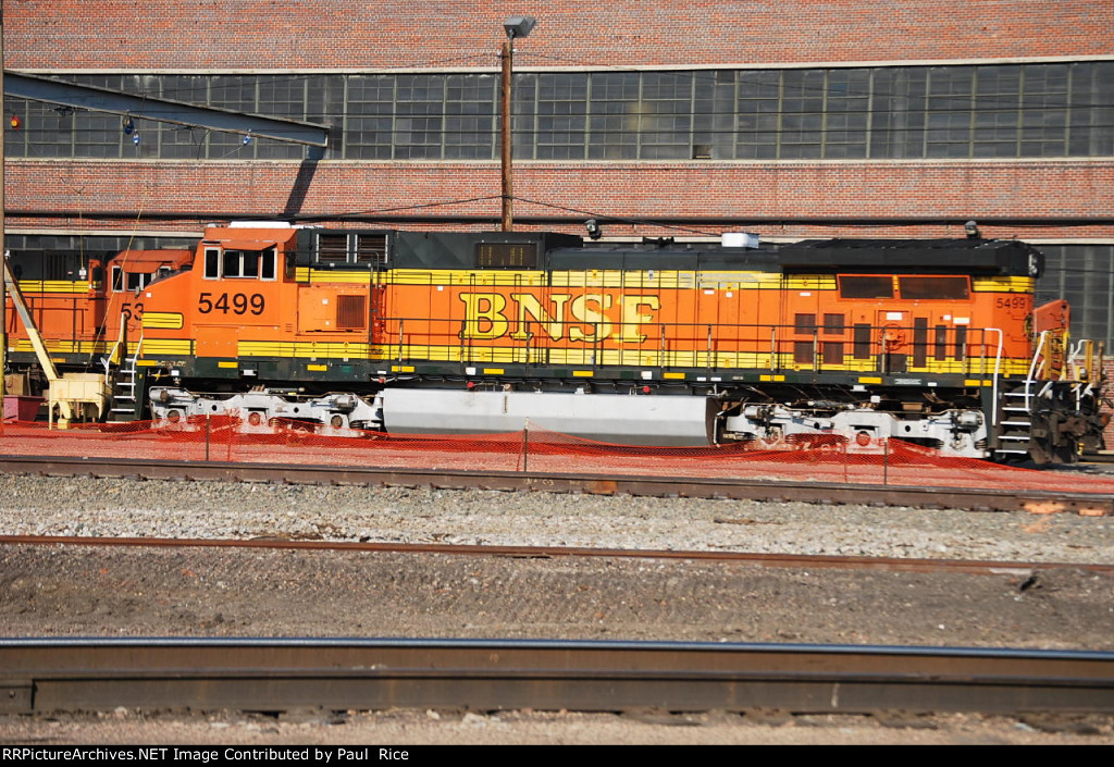 BNSF 5499